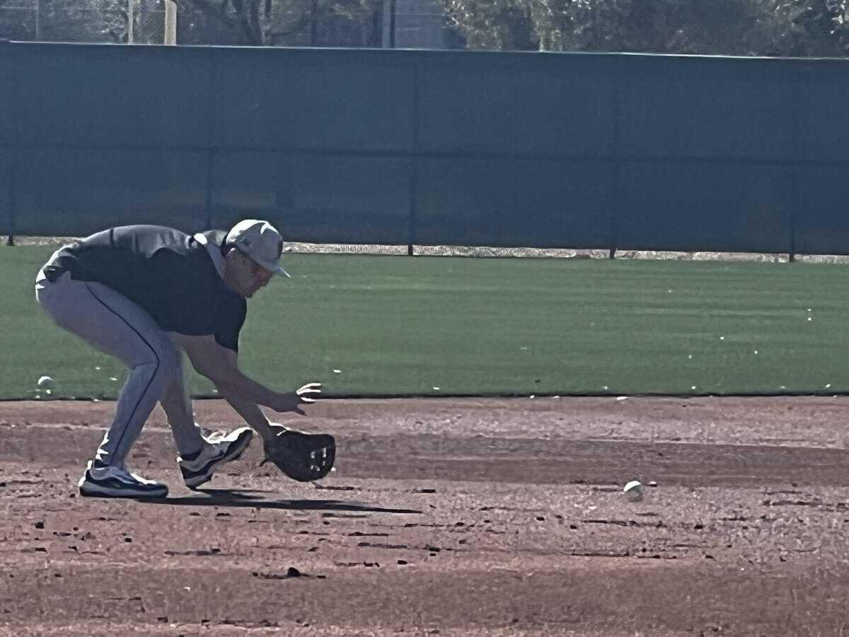 White Sox notes: Colson Montgomery slimmed down to stick at shortstop ...