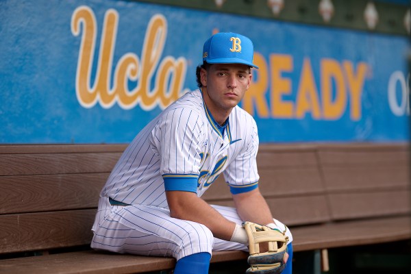 2026 MLB Draft Report: Roch Cholowsky cements No. 1 prospect status ...